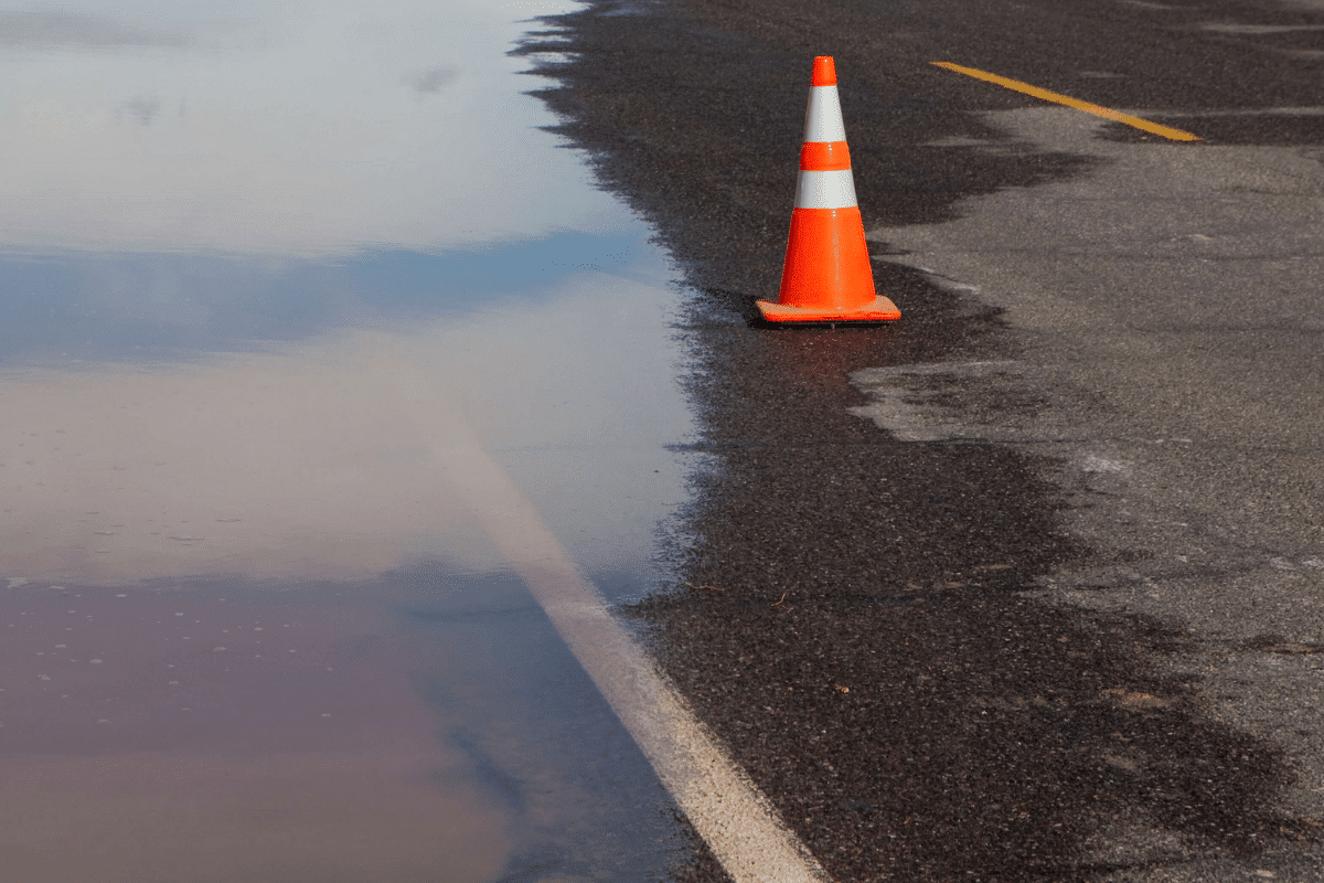 Parking Lot Repair - Commercial Concrete Repair & Leveling